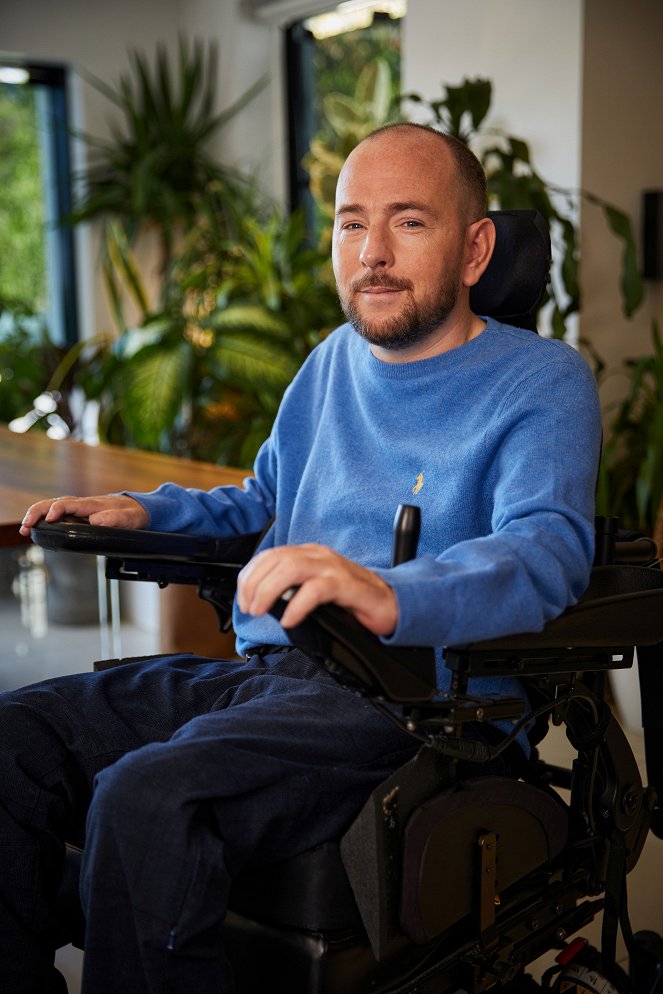 David Holmes: Chlapec, který přežil (2023) | Galerie - Promo | ČSFD.cz