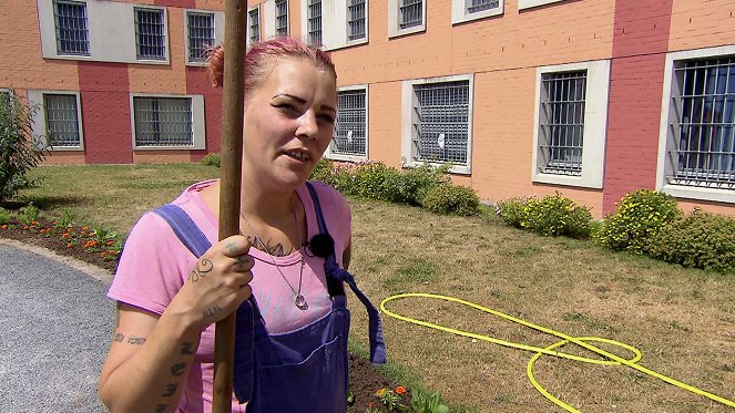 Hinter deutschen Gittern (2023) | Galerie - Z pořadu | ČSFD.cz