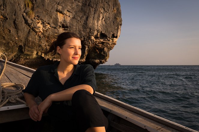 Faszination Erde - mit Hannah Emde: Thailand – Der Wildnis zu nah (2024 ...