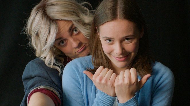 Amalie og Mathea - Pusejenta (S03E07) (2023) | ČSFD.cz