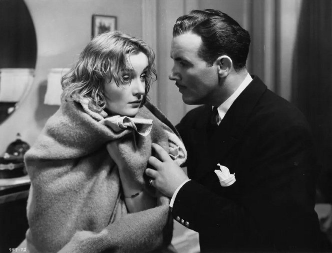 Love Before Breakfast (1936) | Galerie - Z filmu | ČSFD.cz