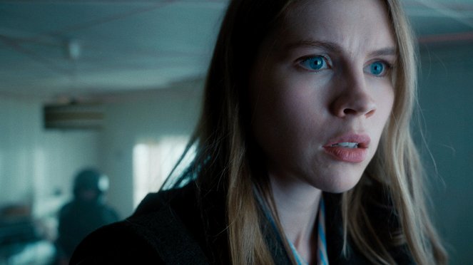 Sew Torn (2024) | Galerie - Z filmu | ČSFD.cz