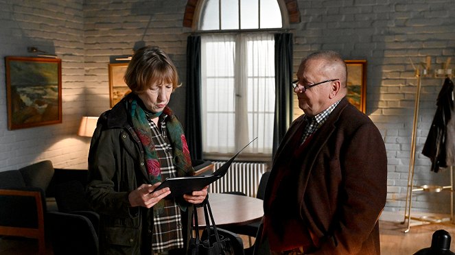 SOKO Wismar - Doppeltes Seebegräbnis (S22E07) (2024) | Galerie - Z ...