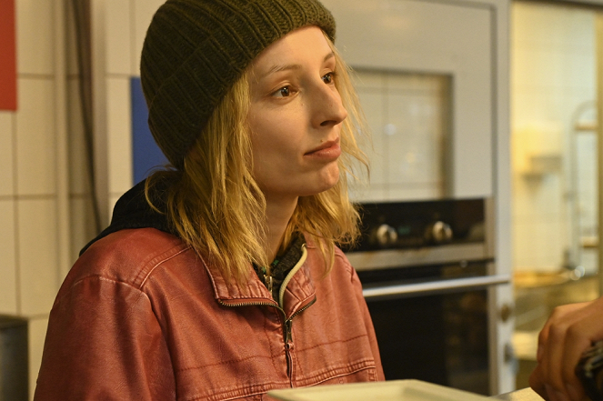 Komisarz Alex - Kret (S23E18) (2024) | Galerie - Z epizody | ČSFD.cz