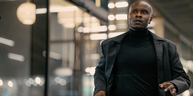 The Agency - Quarterback Blitz (S01E04) (2024) | Tvůrci | ČSFD.cz