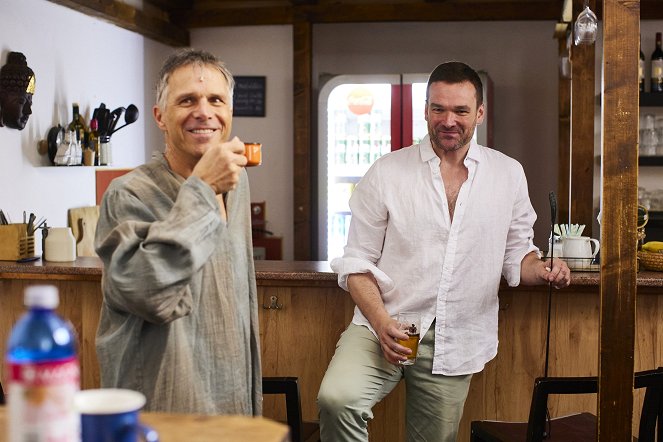 Janek Ledecký - Všechno bude fajn (2025) | Galerie - Z filmu | ČSFD.cz