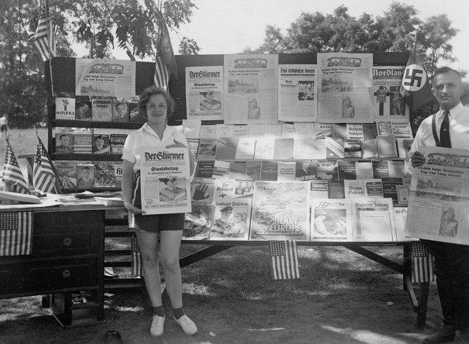 Nazi Town, USA (2025) | Creators | ČSFD.cz