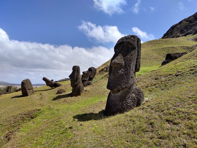 Easter Island Origins (2025) | Galerie - Z filmu | ČSFD.cz