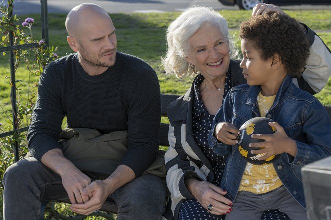 Stíny smrti: Vraždy na Květinovém pobřeží (2023) | Gallery - Photos ...