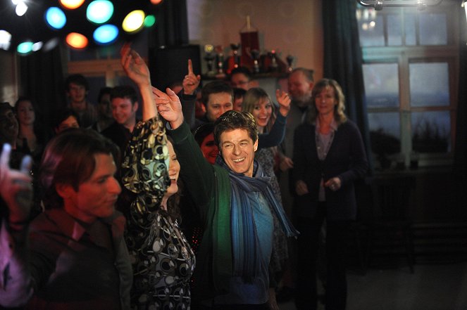 Dahoam is Dahoam - Wer nix wird, wird (S05E30) (2011) | Gallery - From ...