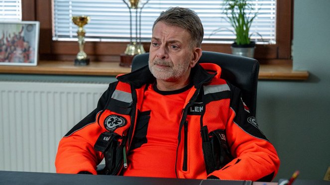 Na sygnale - Atak zombie (S13E112) (2026) | Galerie - Z epizody | ČSFD.cz