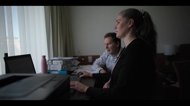 Gloriavale: New Zealand's Secret Cult (2022) | ČSFD.cz