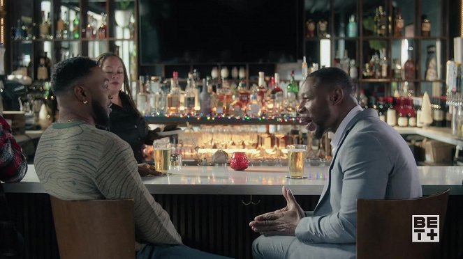 Favorite Son Christmas (2023) | ČSFD.cz