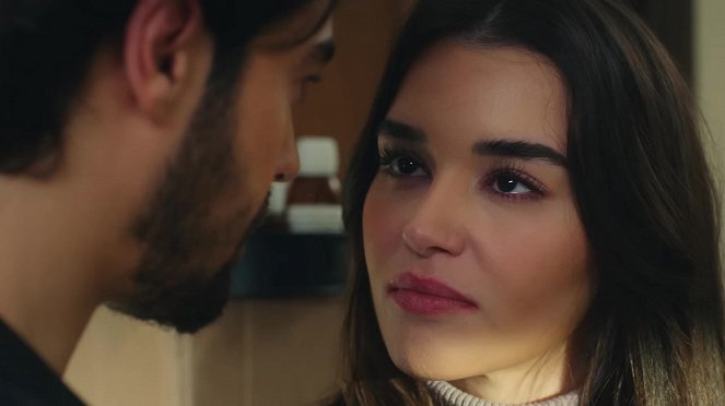 Fedakar - Episode 12 (E12) (2023) | ČSFD.cz