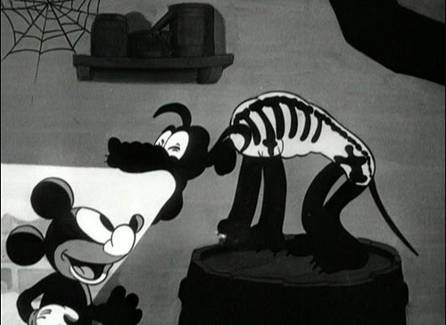 Playful Pluto (1934) | ČSFD.cz