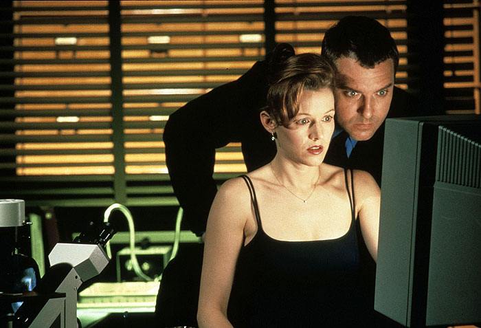 Relic (1997) | ČSFD.cz
