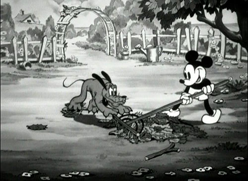 Playful Pluto (1934) | ČSFD.cz