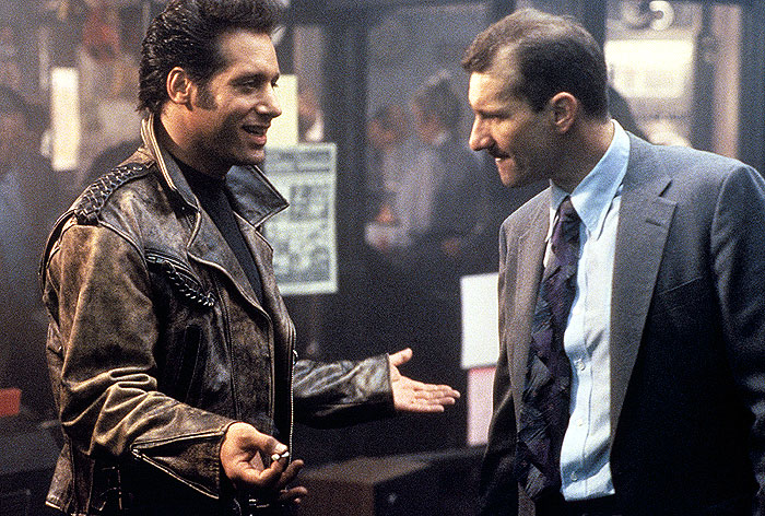 Dobrodružství Forda Fairlana (1990) | ČSFD.cz
