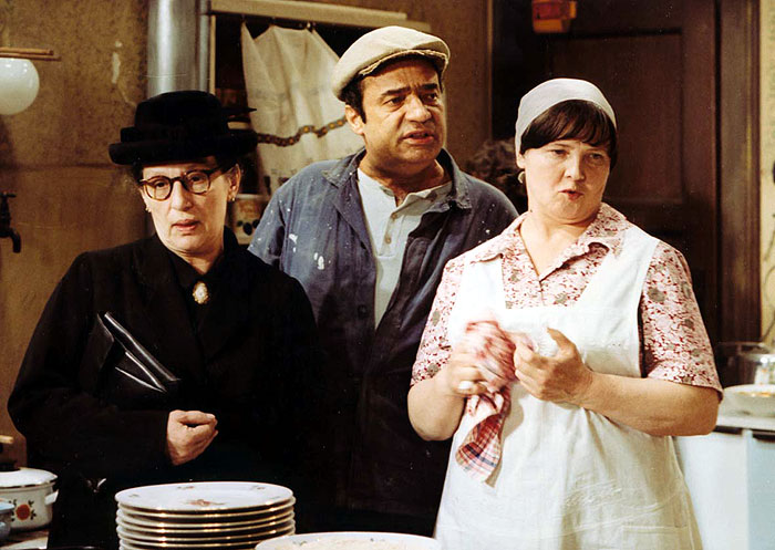 Half a House Without a Groom (1980) | ČSFD.cz