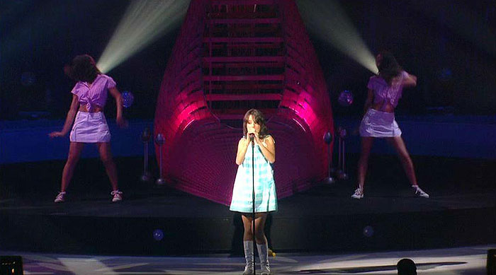 Alizée en concert (2004) | ČSFD.cz