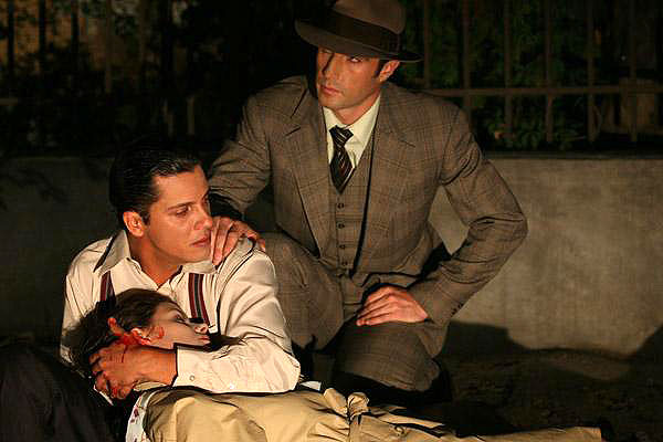 Supravietuitorul (2008) | ČSFD.cz