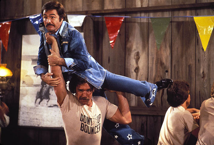 Hooper (1978) | ČSFD.cz