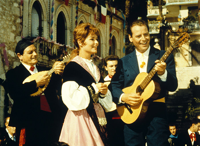 Gitarren klingen leise durch die Nacht (1959) | ČSFD.cz