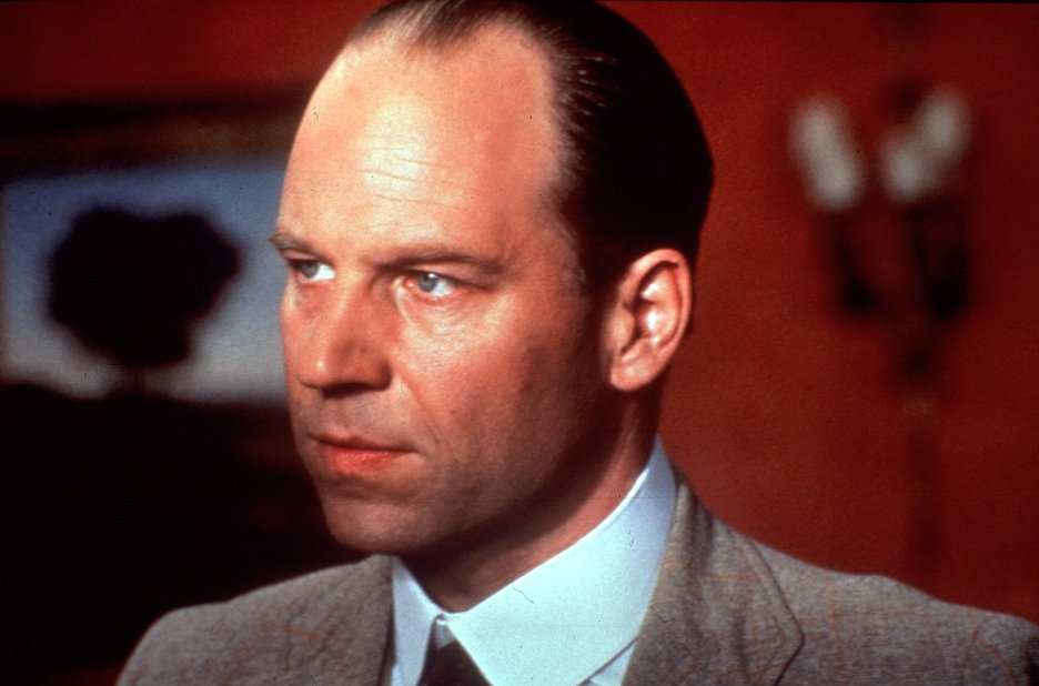 Agatha Christies Poirot - Poirot und der Kidnapper (S01E03) (1989 ...