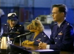 Alf versus U.S. Army (1996) | ČSFD.cz