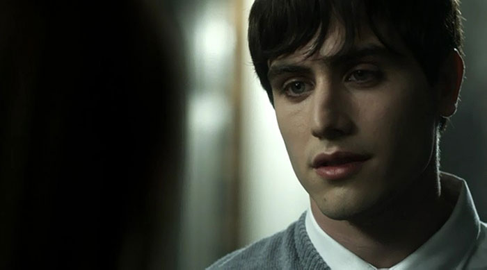 Seconds Apart (2011) | ČSFD.sk