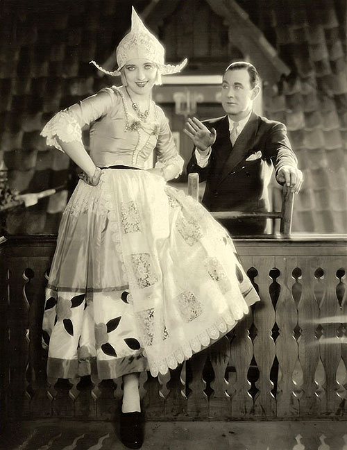 The Red Mill (1927) | Galerie - Z filmu | ČSFD.cz