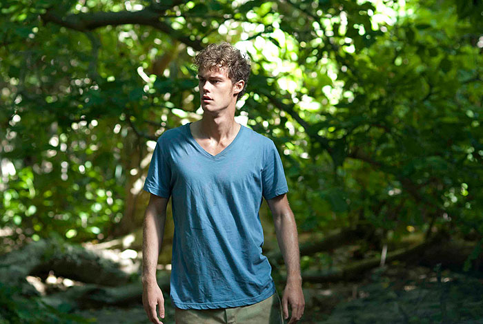 Uninhabited (2010) | ČSFD.sk