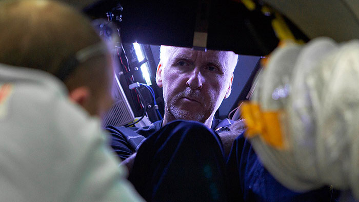 James Cameron: Cesta na dno Země (2012) | ČSFD.sk
