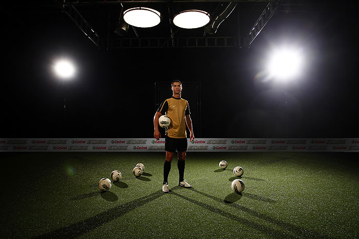 Castrol Edge uvádí: Ronaldo v maximálním zatížení (2011) | ČSFD.cz