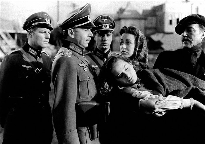 None Shall Escape (1944) | ČSFD.cz