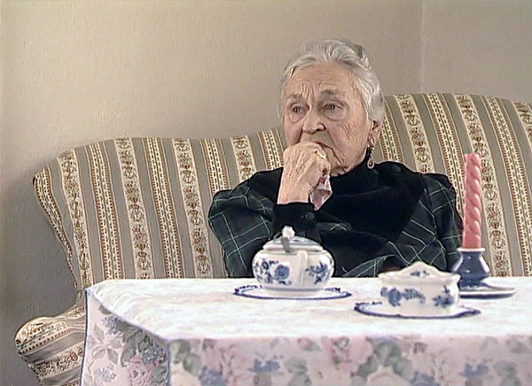 Doma je doma (1998) | ČSFD.cz