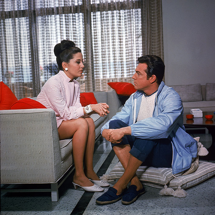 Údolie bábik (1967) | ČSFD.sk