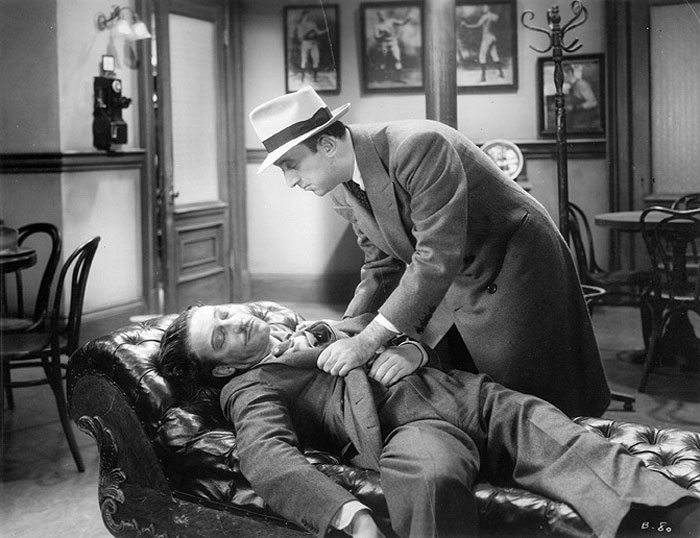 Bedside (1934) | ČSFD.cz