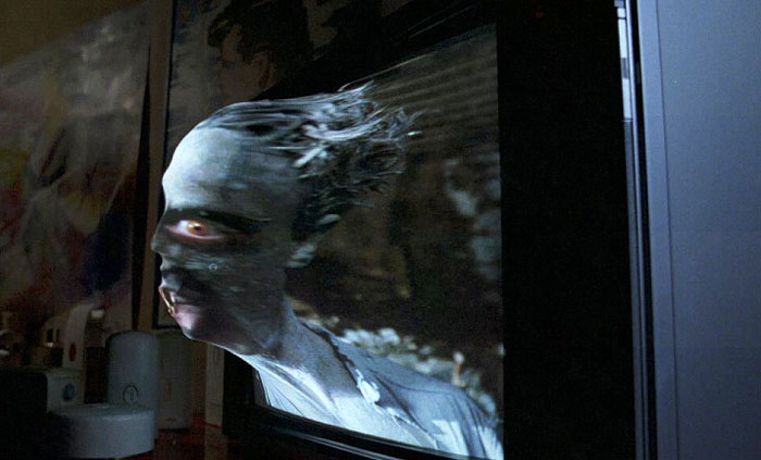 Démoni 2 (1986) | ČSFD.cz