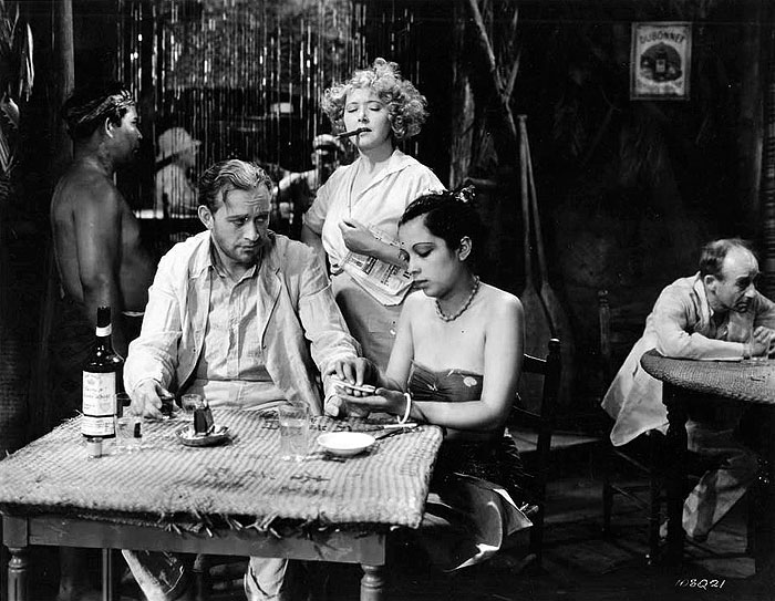 Mae Busch | ČSFD.cz