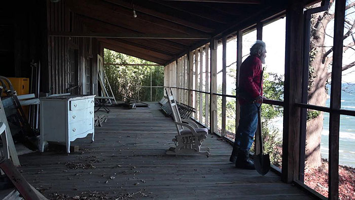 The Tracer (2011) | ČSFD.cz