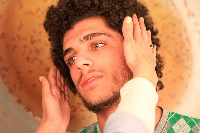 Larzanandeye charbi (2013) | ČSFD.cz