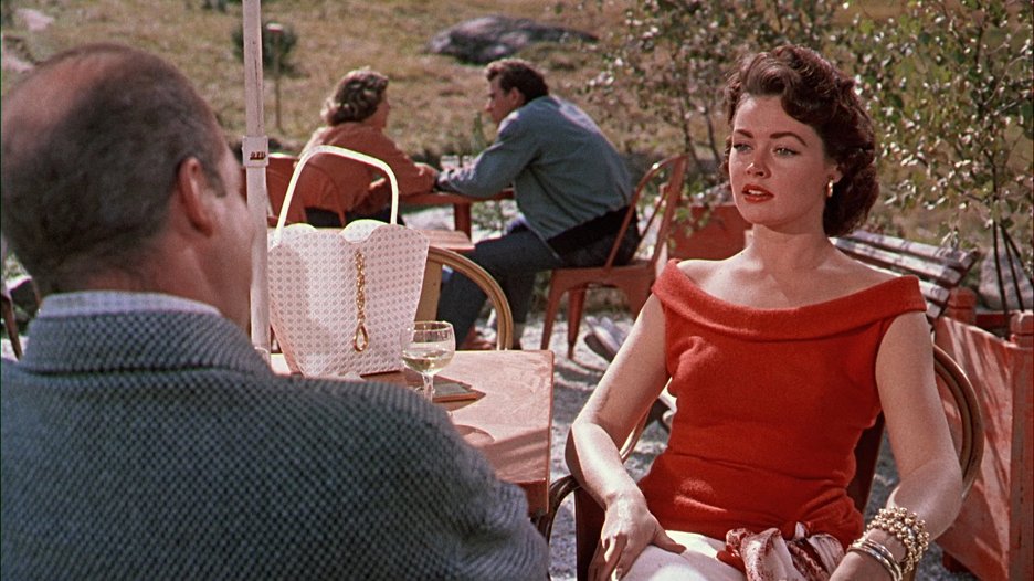 Barbara Darrow | ČSFD.cz