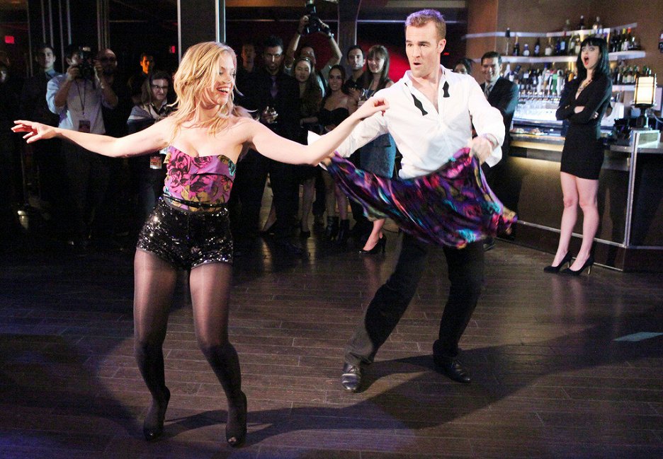 Mrcha od vedle (2012) | ČSFD.cz