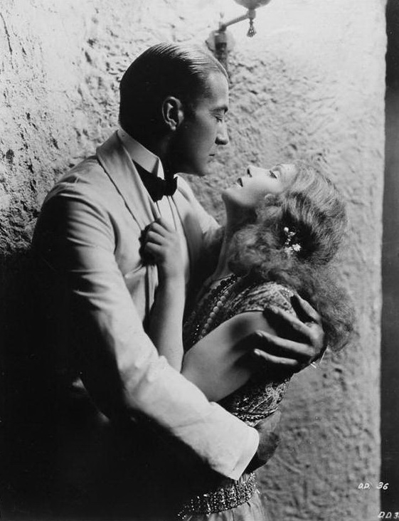 The Devil Dancer (1927) | ČSFD.sk