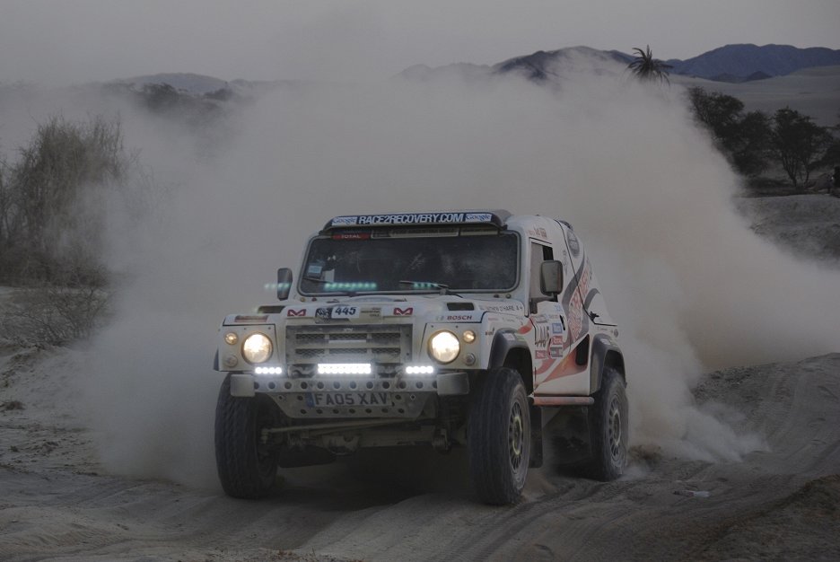 Dakar Rally: Frontline to Finish Line (2013) | ČSFD.cz