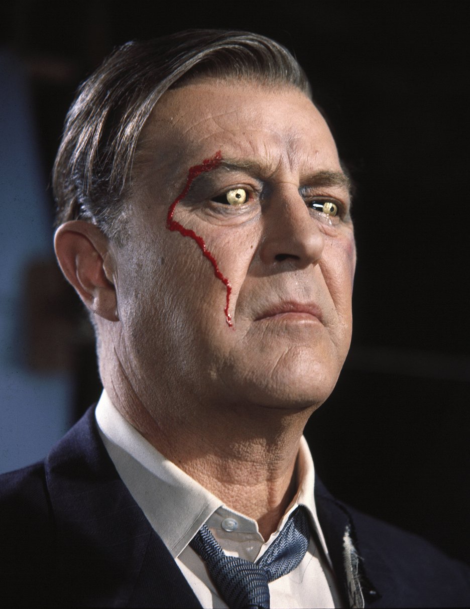 X-straal ogen (1963) | Recensie - Van gebruikers | ČSFD.cz