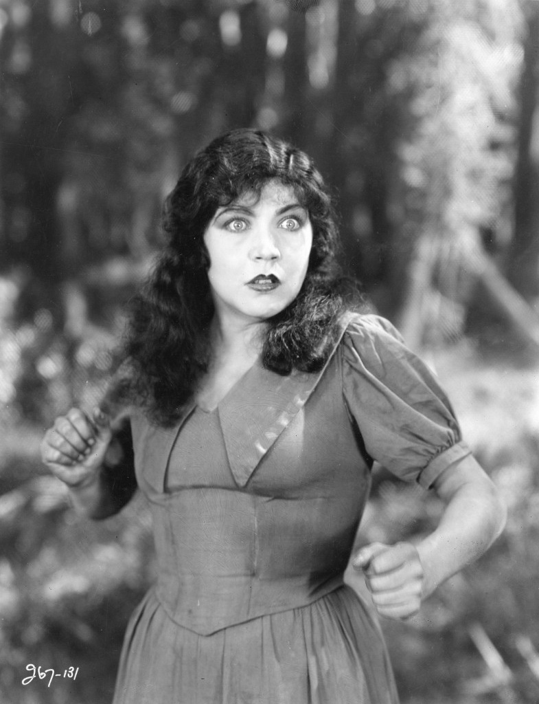 The Flaming Forest (1926) | ČSFD.cz