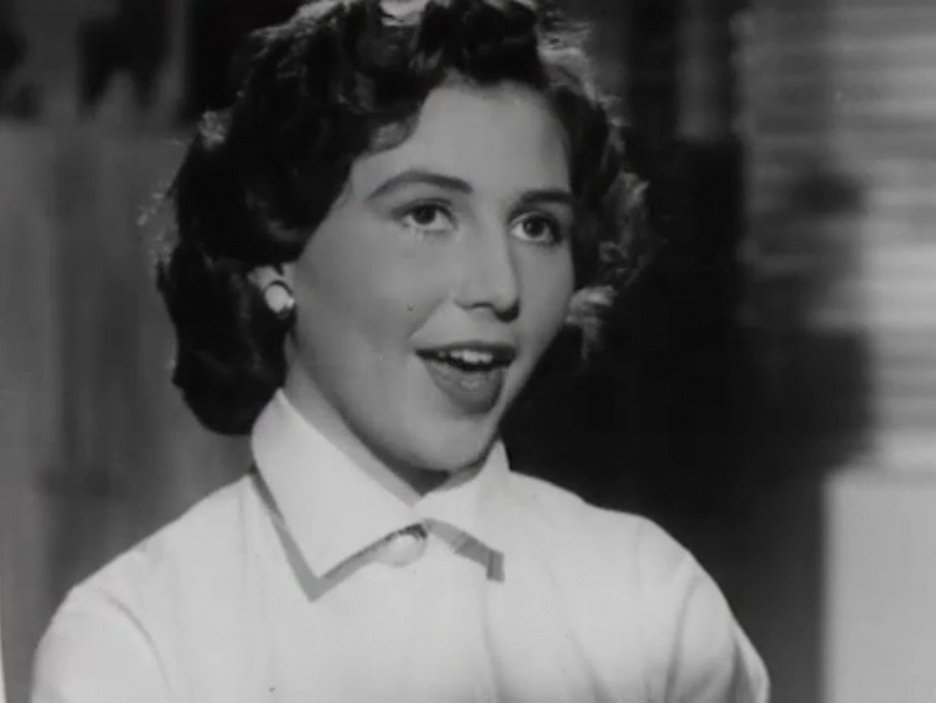 Kauneuden kuvastin II (1954) | ČSFD.cz