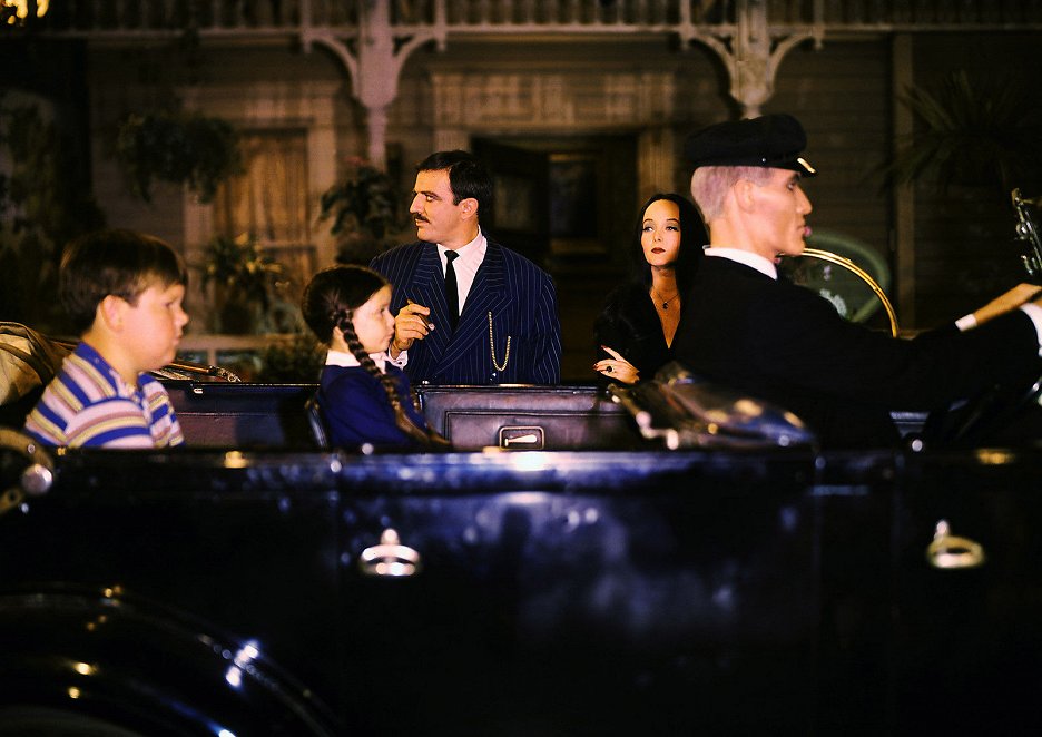 Lisa Loring | ČSFD.cz